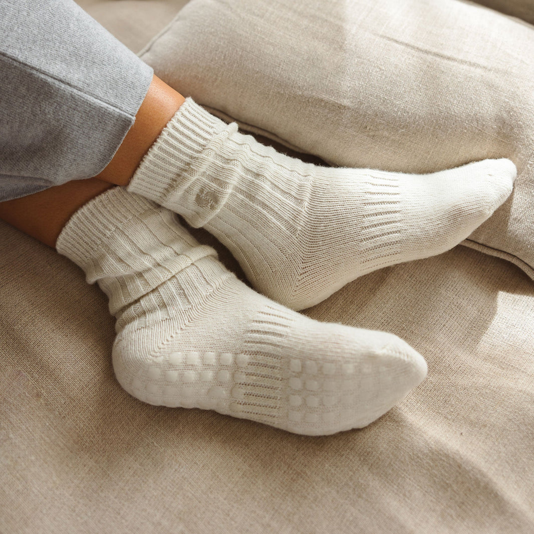 Adult Non-Slip Socks – LittleYogaSocks